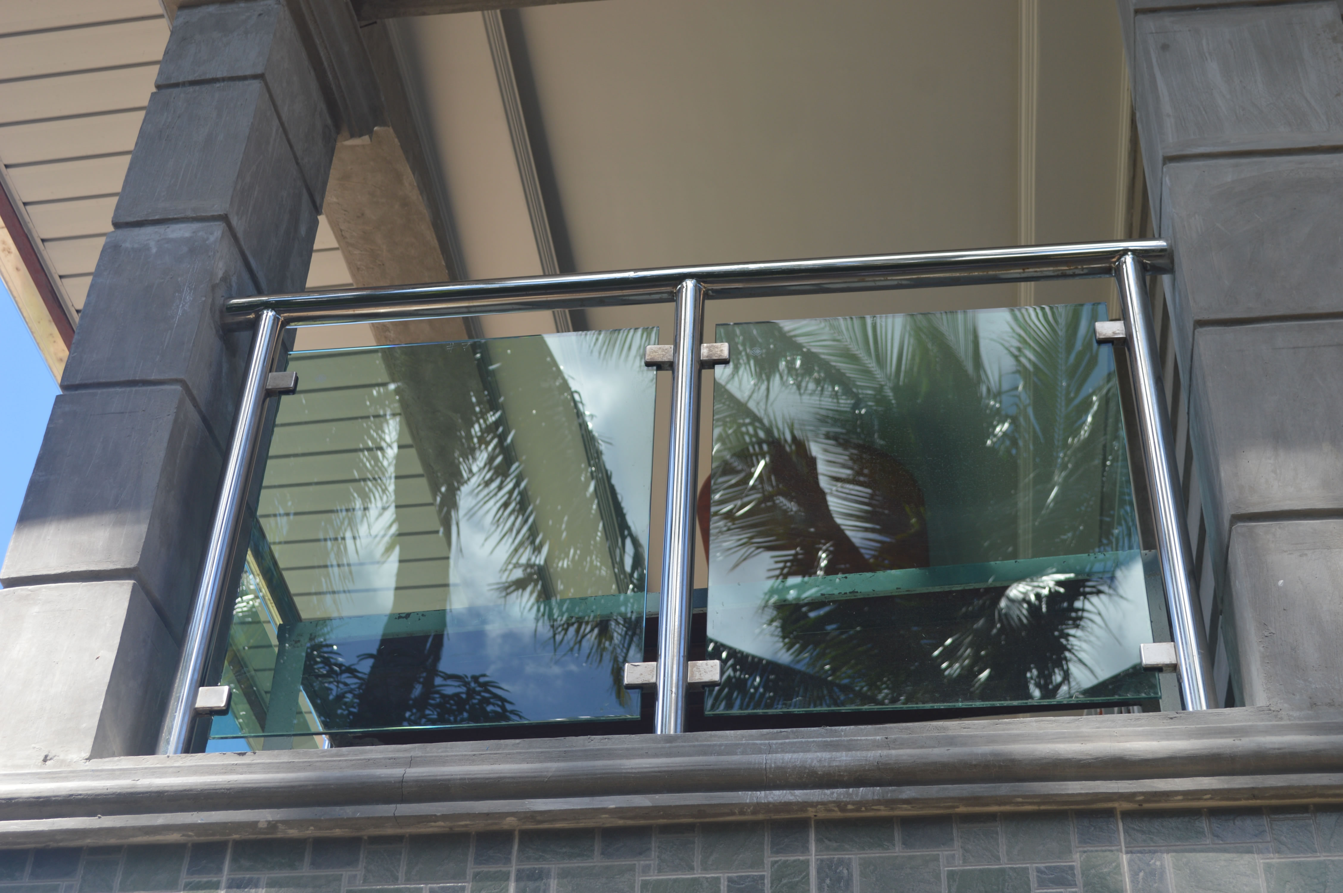 Modern Glass Balcony Railing | Glass Railings Philippines, Glass ...