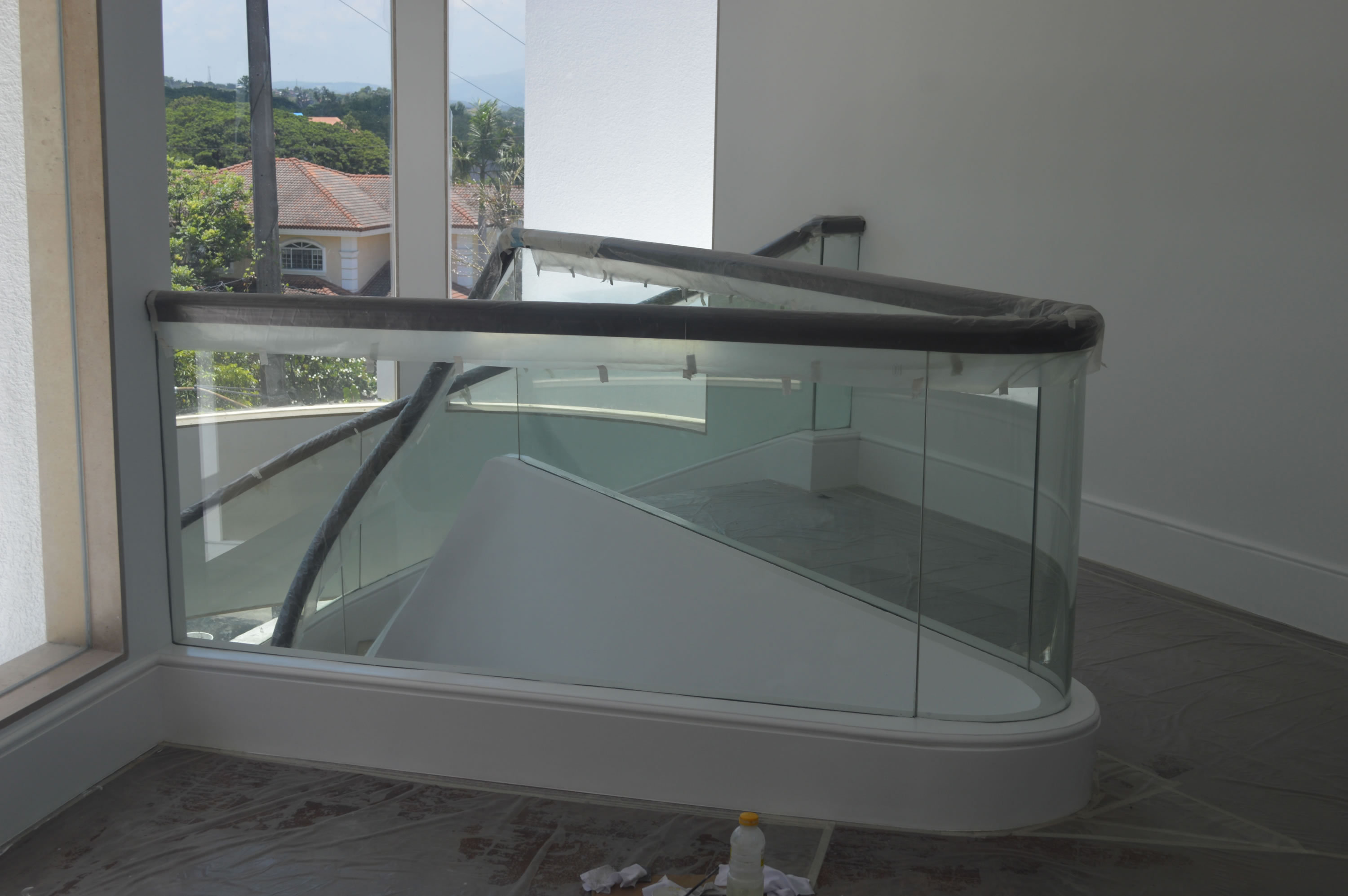 Glass Railing Curved | Glass Railings Philippines, Glass Railing ...